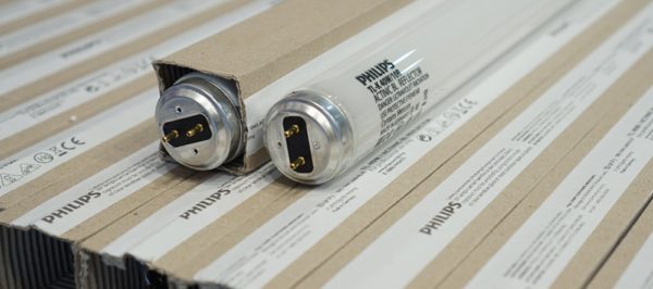 Bóng đèn UV PHILIPS TL-K 40W/10R - BHT VIETNAM